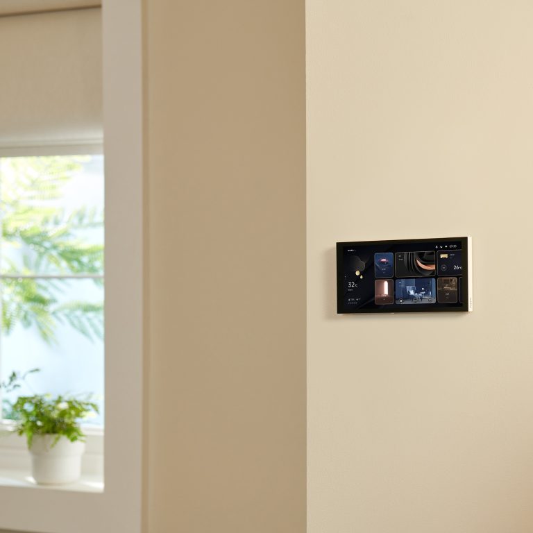 Aqara Panel Hub S1 Plus - Aqara UK Shop